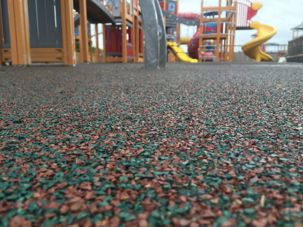 Wetpour surfacing and wet weather – Safer Surfacing
